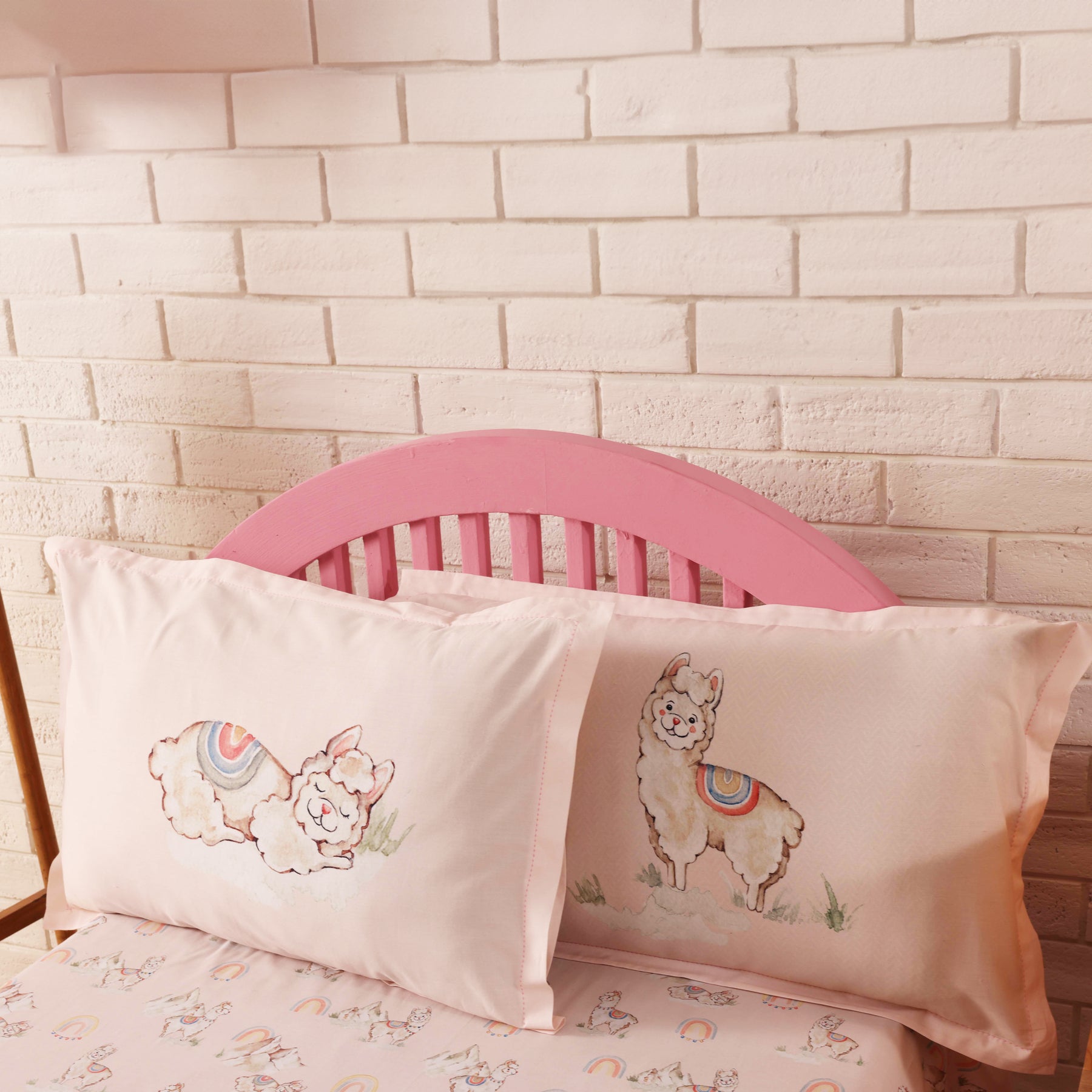 Ooh La Llama– Cutie and boo